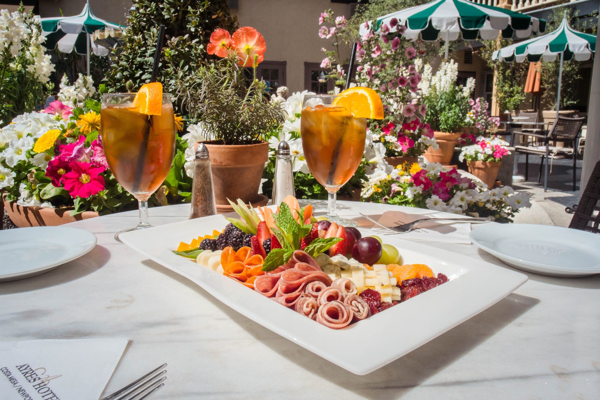 Got the Brunchies? Get a Taste of Costa Mesa’s Best Brunch Spots ...